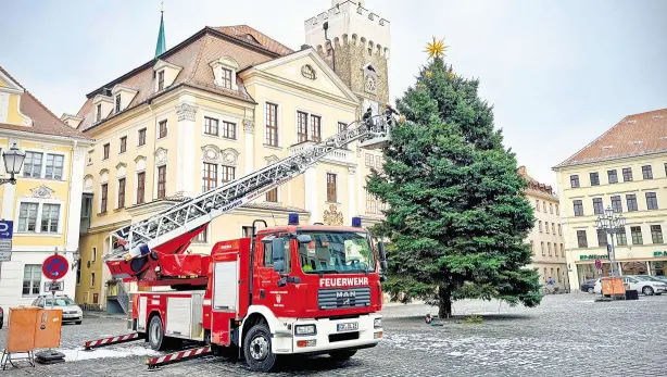 So öffnen die Weihnachts­märkte in Löbau-Zittau - PressReader