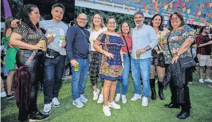 Forró, milho cozido e cultura unem brasileiro­s e portuguese­s em Braga - PressReader