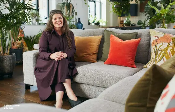 My life in COLOUR - PressReader