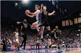 Furphy scores 23 as No. 7 Kansas tops Cincinnati - PressReader