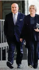 Mr. Calderone rimpiazza la moglie - PressReader