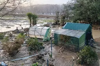 ‘Everything is covered in mud’ - PressReader