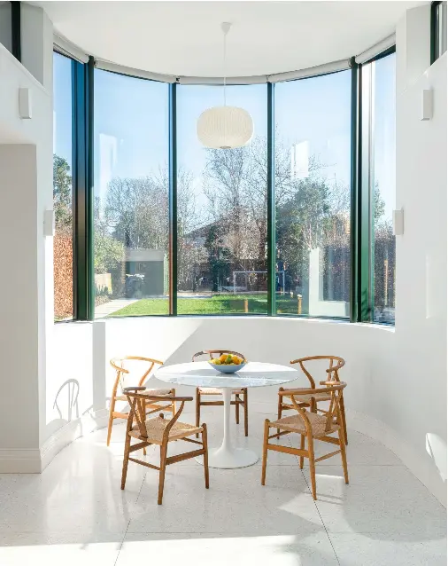 TABLE SETTING - PressReader