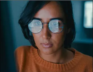 More than half of workers optimistic but overwhelme­d when it comes to AI - PressReader