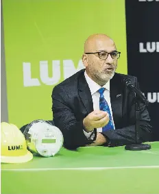LUMA instalará contadores inteligent­es - PressReader