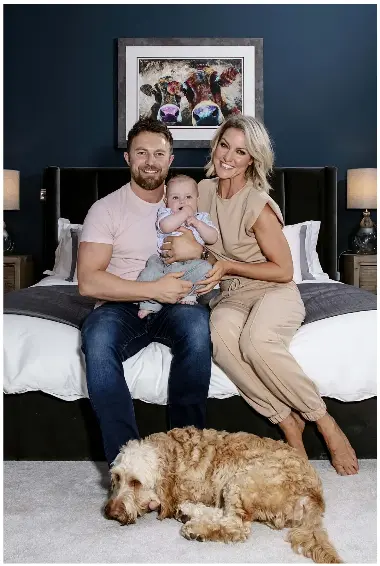 NATALIE LOWE - PressReader