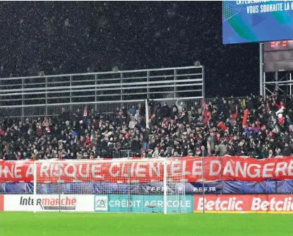 Le combat perdu des supporters du FCR interdits de stade - PressReader