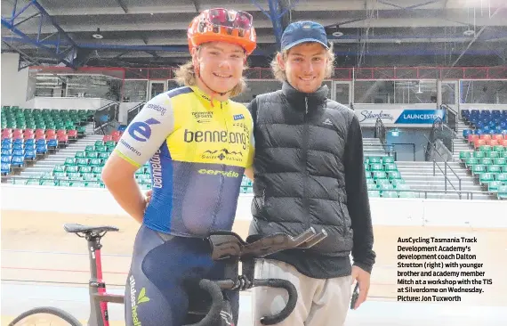 Stretton soaking up his brother’s wisdom - PressReader