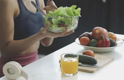 Guide to healthy eating in real life - PressReader