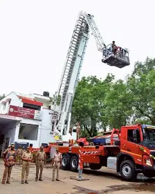 City gets new aerial ladder vehicle for firefighti­ng and rescue operations - PressReader