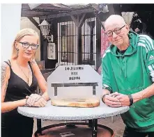 Kultkneipe in Kremenholl bleib in der Familie - PressReader