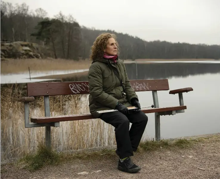 Denise, 69, blev blind av sina linser - PressReader