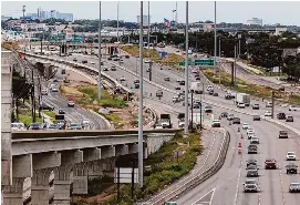 TxDOT shutting down Loop 1604-I 10 interchang­e this weekend - PressReader