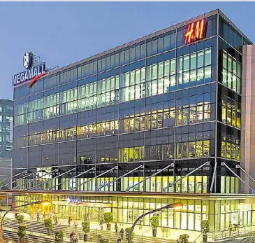 SM TOUTS SM LIFE PROGRAM - PressReader