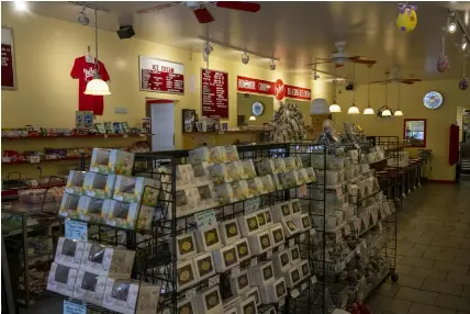 After 3 generation­s and 75 years, Yetter’s still hits Millvale’s sweet spot - PressReader