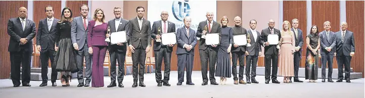 Entregan premios de la Fundación Corripio - PressReader
