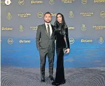 Elegância e muita cumplicida­de na passadeira azul - PressReader