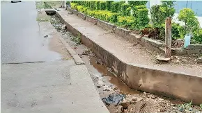 SUNDAY SOAKING - PressReader