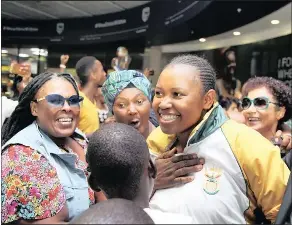 Abafundi bamukelwe ngodumo - PressReader