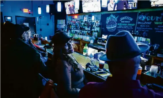 Slade’s Bar & Grill - PressReader