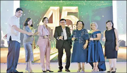 Private sector eyes employees’ list for bivalent jabs - PressReader