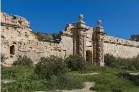 Call for extras for Gladiator sequel - PressReader