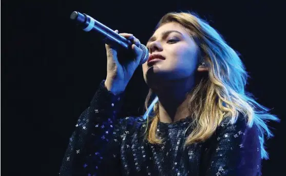 Pourquoi Louane dévoile sa chanson pour l’Eurovision au Stade de France - PressReader