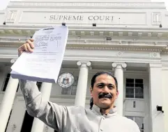 Padilla seeks SC guidance on Cha-cha voting - PressReader