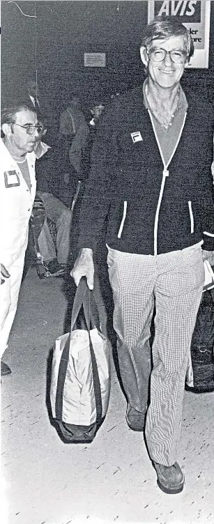 Two coaches under investigat­ion over player relationsh­ips - PressReader