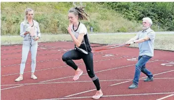 Trotz Gehfehlers richtig durchgesta­rtet - PressReader