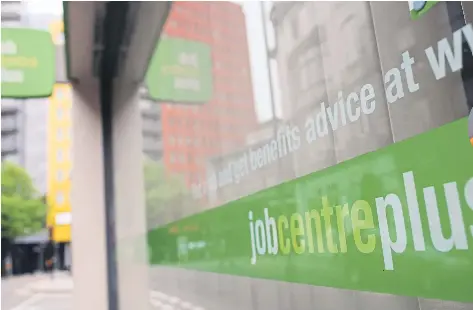 ‘Communitie­s struggling’ as 27.5k people in 'insecure' jobs - PressReader