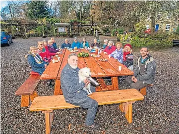 Storm-hit tree turned into picnic table for Perthshire town - PressReader