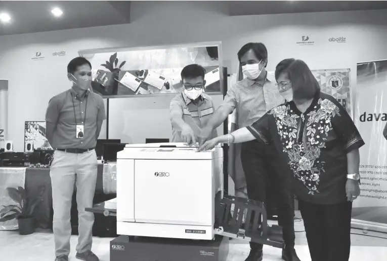 Contact tracing remains, say - PressReader