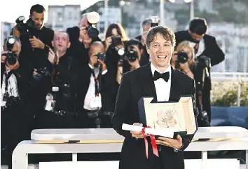 Erotic dancer comedy-drama wins the top prize at Cannes - PressReader