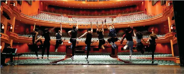 “PETER PAN” EL MUSICAL MÁS FAMOSO DE BROADWAY, - PressReader