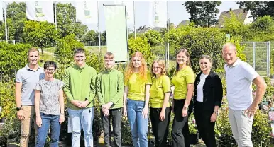Sie wachsen mit ihren Aufgaben: Brockmeyer begrüßt sechs Azubis ...