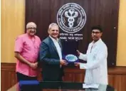 UoH Alumni receive award for Excellence in Science & Engineerin­g - PressReader