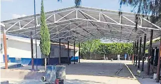 Por concluir obra de techado de patio cívico - PressReader