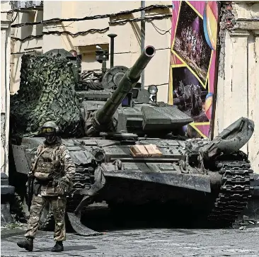 MUTINY IN RUSSIA - PressReader