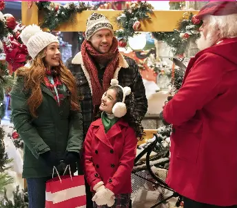 FALLING FOR CHRISTMAS - PressReader