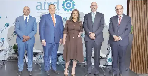 Expertos revisan complejida­d de la economía actual - PressReader