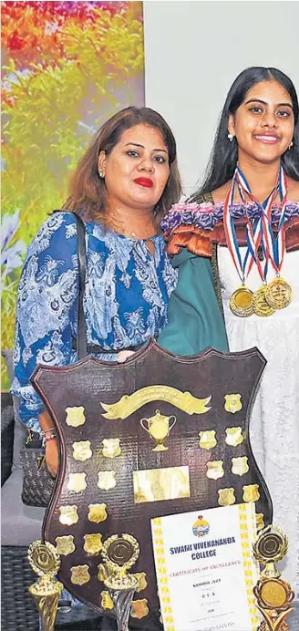 Jeet takes top award - PressReader