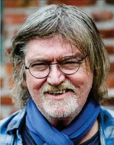 Jeg er lykkelig og ensom - PressReader