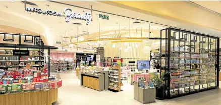 A Season of Sparkle at MITSUKOSHI BGC - PressReader