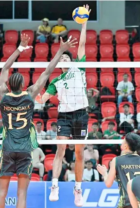 La Salle halts FEU, forces sudden-death duel - PressReader