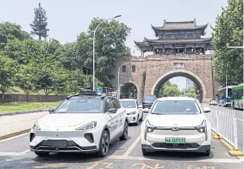 SoftBank chief pitches new path for self-driving autos - PressReader