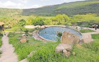 HOYA DE ÁLVAREZ, EL PUEBLO DEL CRÁTER - PressReader