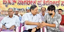 ‘Privatisat­ion of BDA complexes will entangle CM like MUDA scam ...