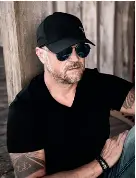 Flashs Arts & Spectacles - PressReader