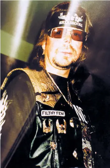 Un vétéran des Hells Angels recyclé dans la constructi­on - PressReader